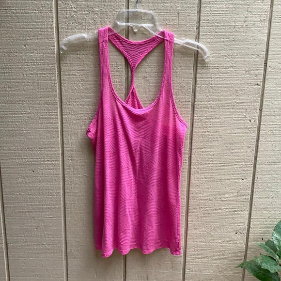 Jockey | Tops | Jockey Athletic Tank Sz S Barbie Pink Geometric Texture ...